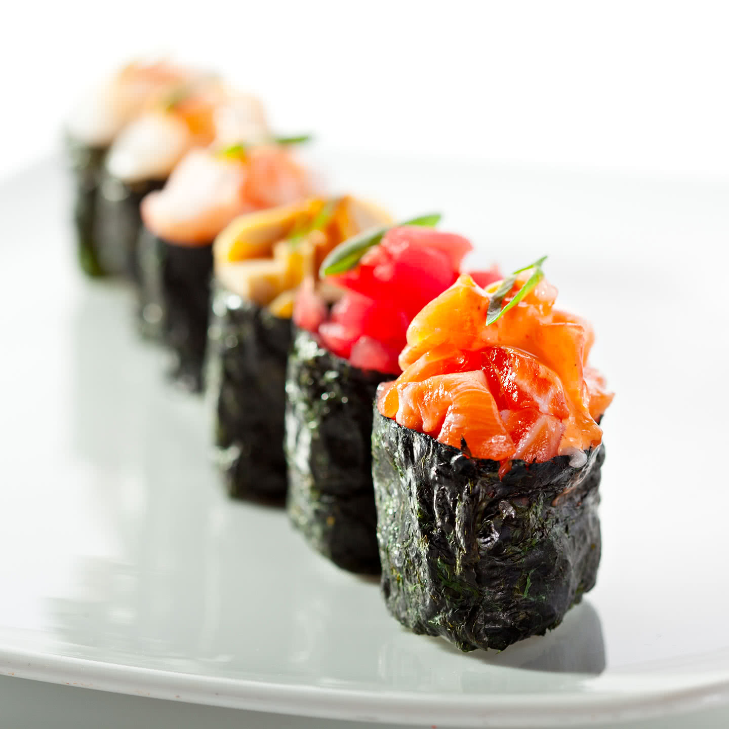 Gunkan Maki Sushi The Unique Structure Of Gunkan Maki Sushi Keeps